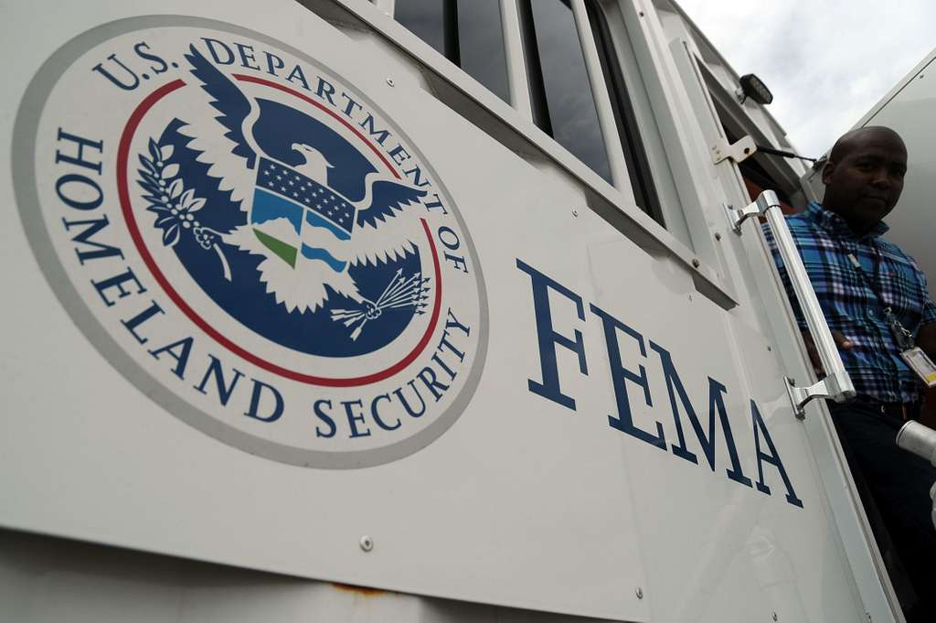 Tell Congress: Don’t let Trump get rid of FEMA - 350
